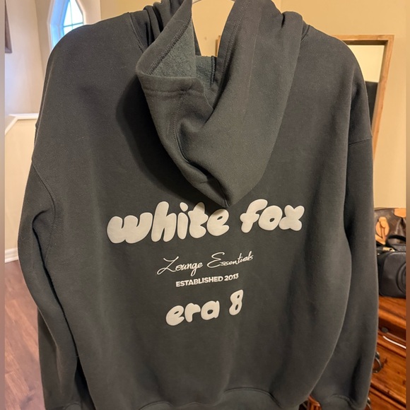 White Fox Boutique | Tops | White Fox Era 8 Zip Front Hoodie Shadow ...